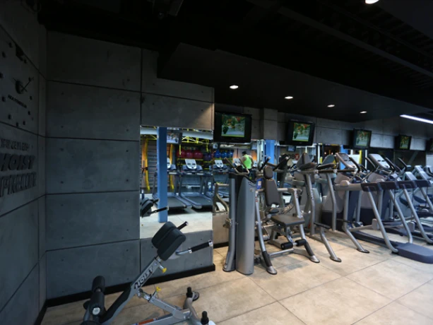 باشگاه فیت باکس (Fit Box Gym) - سایت بدنسازی